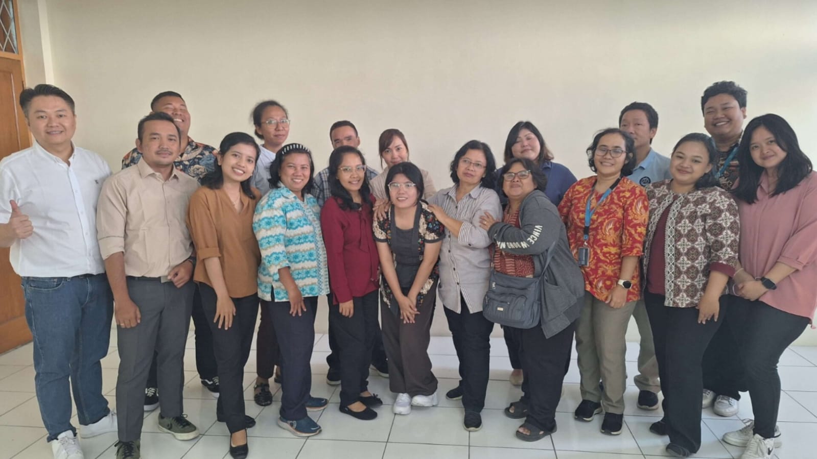 Pelatihan TU Kesiswaan, Kurikulum dan Keuangan se-YBHK - Yayasan Bunda ...
